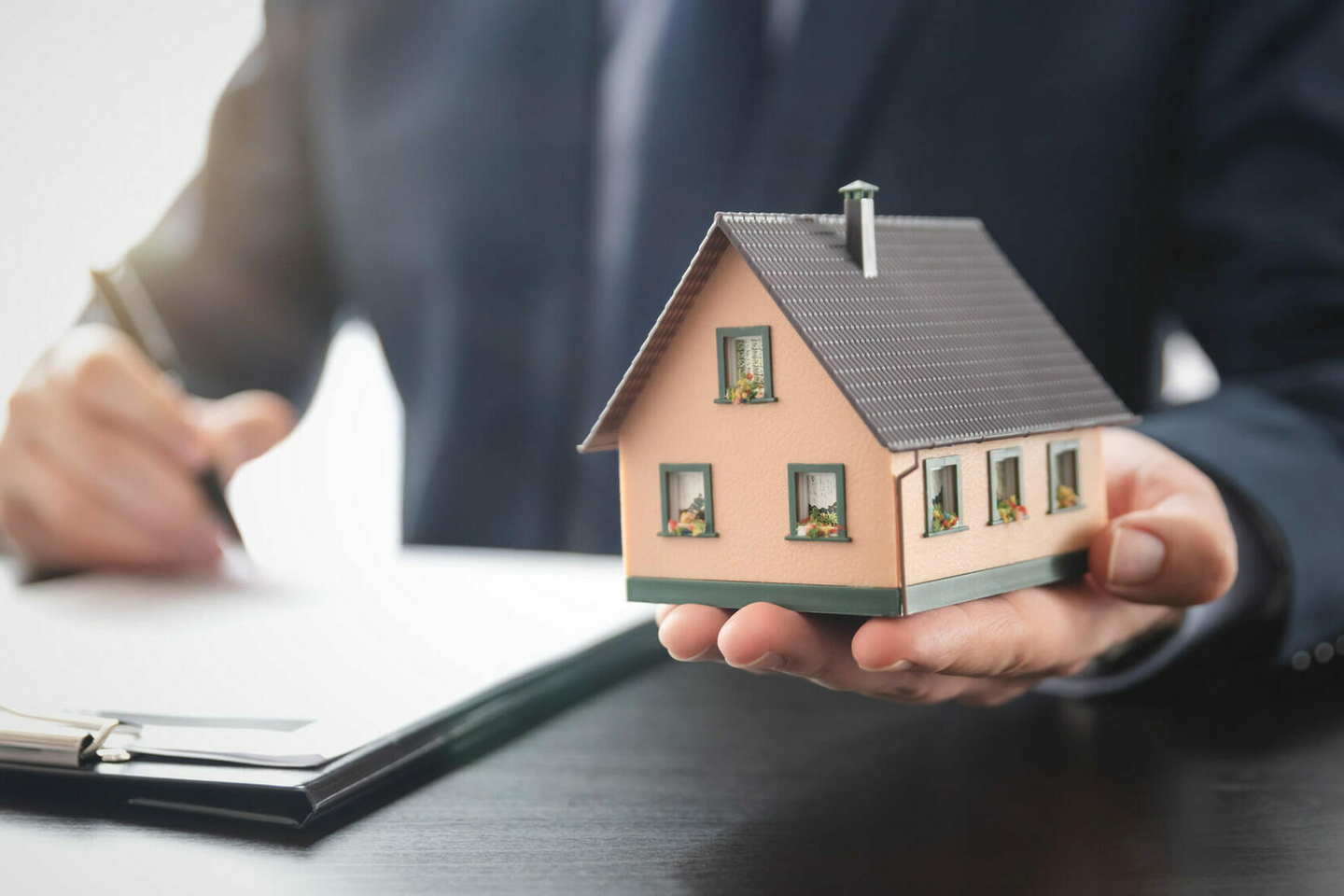 Як оформити спадщину на квартиру будинок на окупованій території